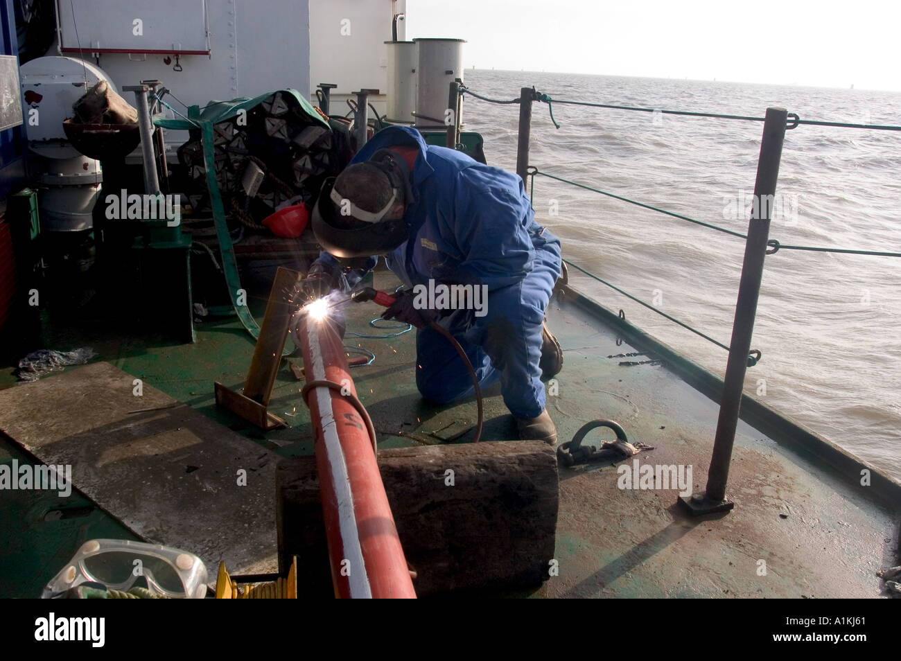 welding on board cabling barge The Wind Laying Cables for Windfarm on ...