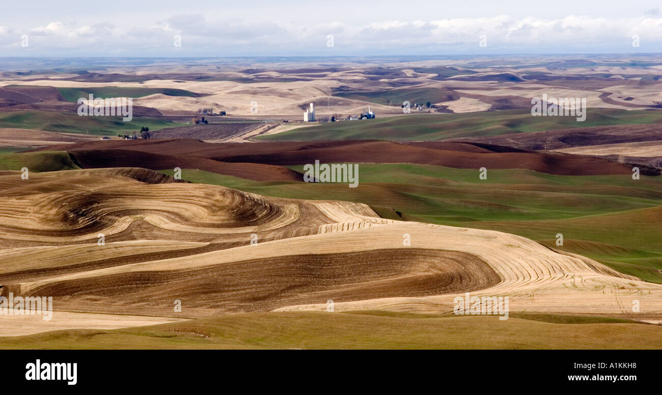Contour ploughing hi-res stock photography and images - Alamy