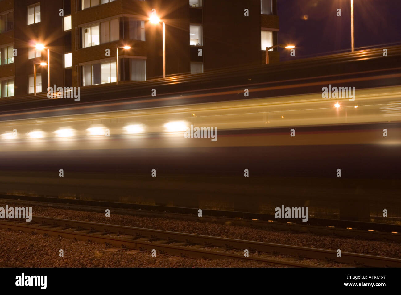 The platform at Swindon station Stock Photo - Alamy