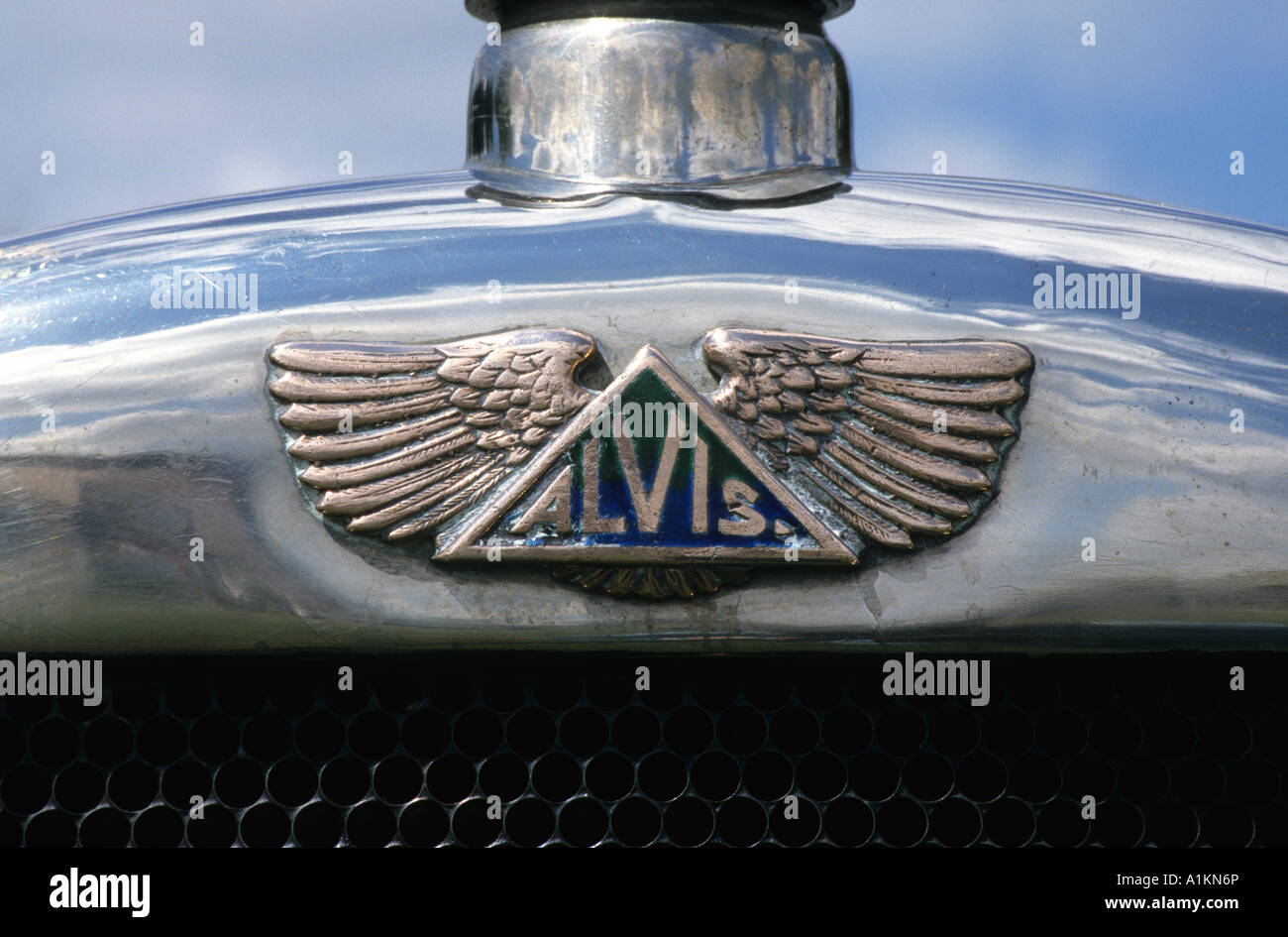 Alvis car badge logo hi-res stock photography and images - Alamy