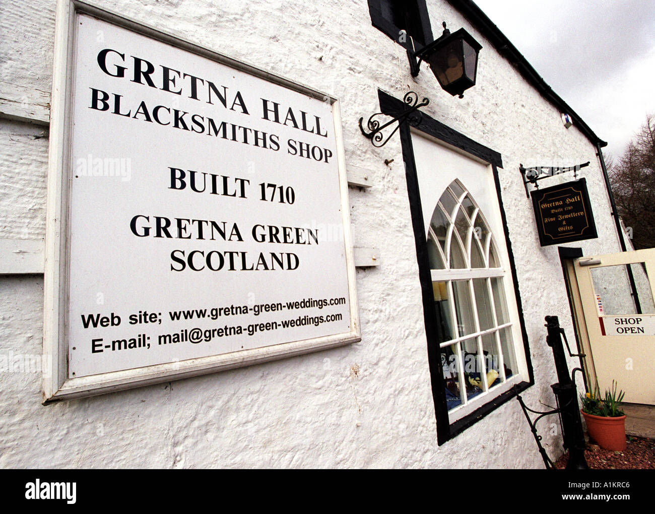 Gretna green weddings hi-res stock photography and images - Alamy