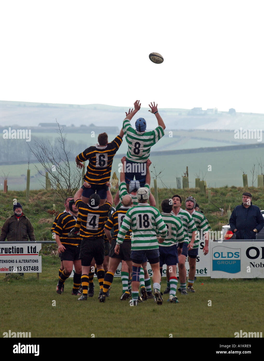 Lineout during a rugby league match Stock Photo - Alamy