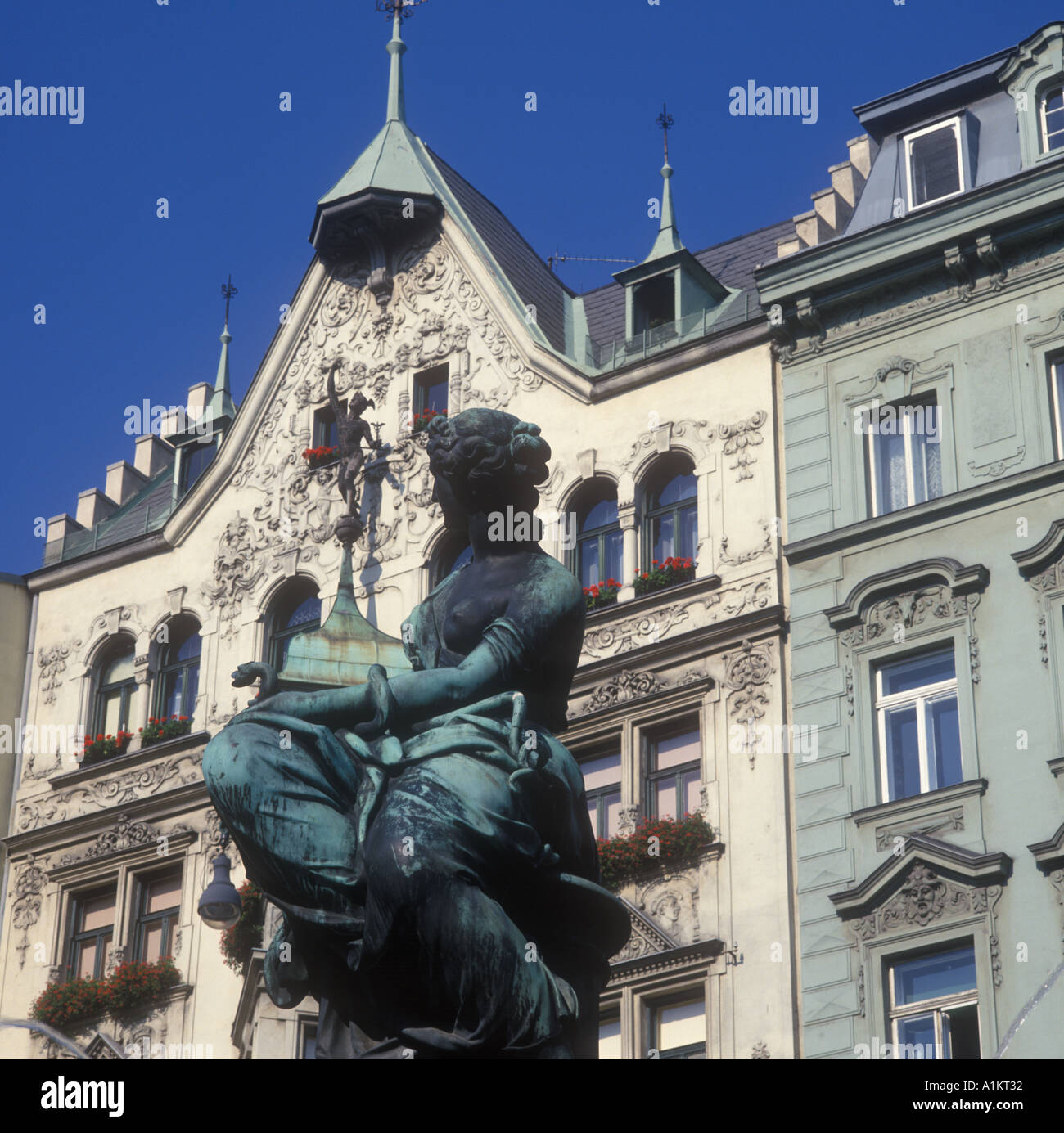Neuer markt hi-res stock photography and images - Alamy