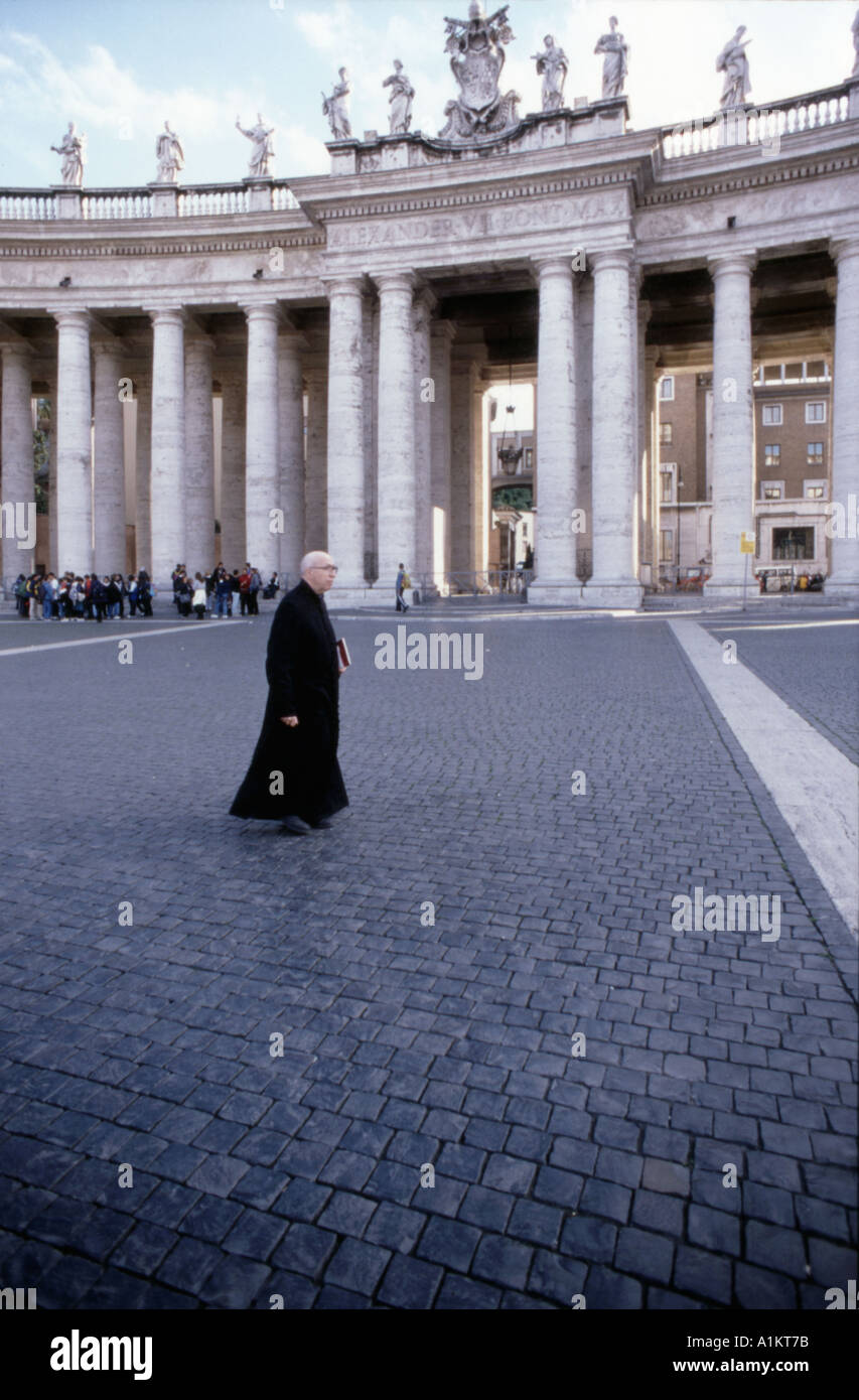 Holy doors vatican hi-res stock photography and images - Alamy