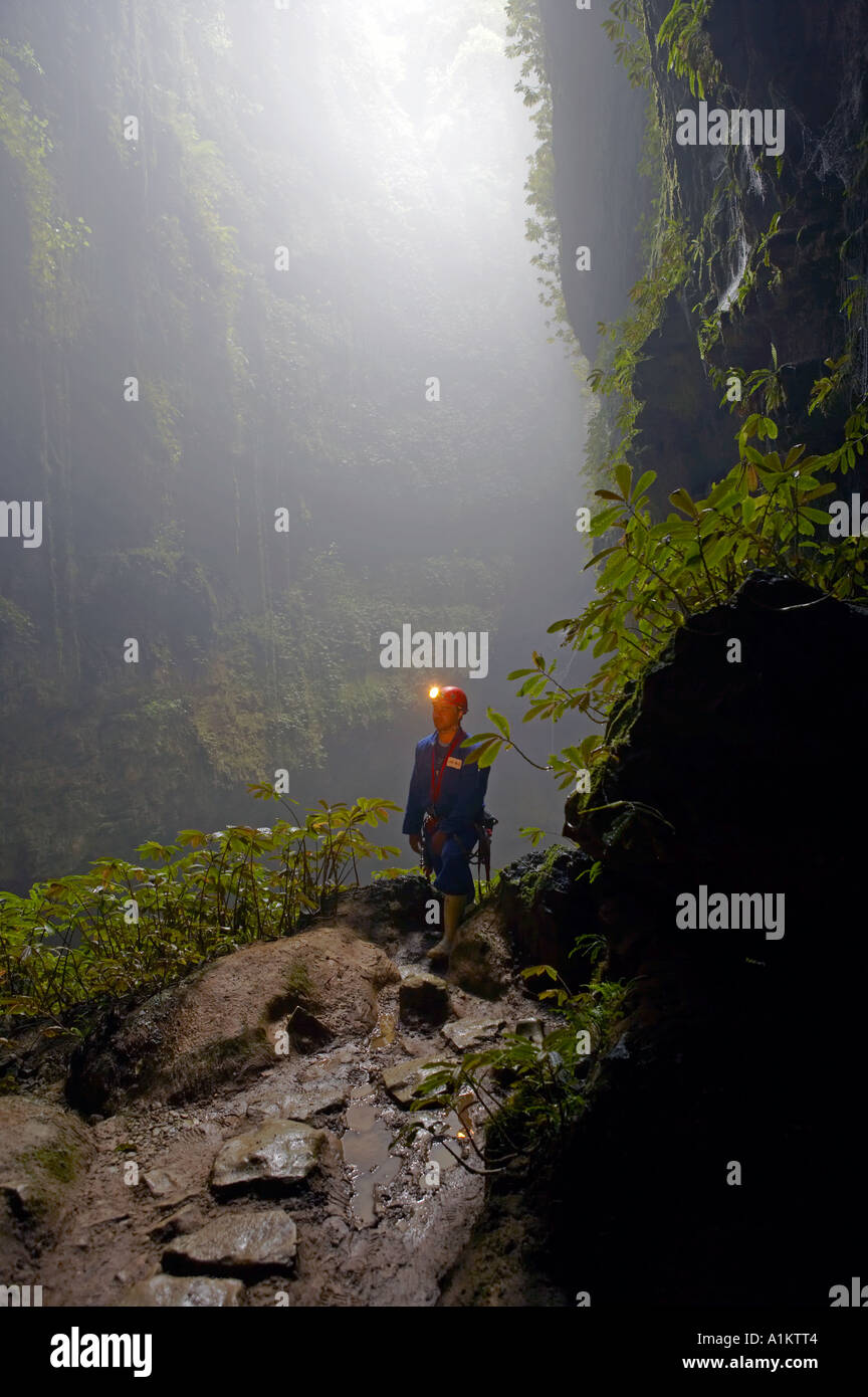 Waitomo Caves New Zealand 100 metre abseil rappel into Lost World ...