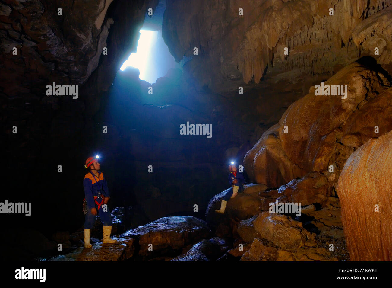 Waitomo Caves New Zealand 100 metre abseil rappel into Lost World ...