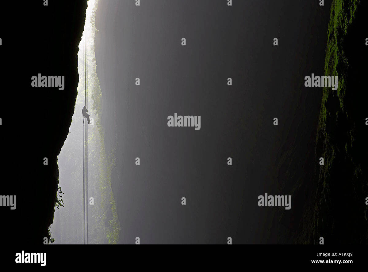 Waitomo Caves New Zealand 100 metre abseil rappel into Lost World ...