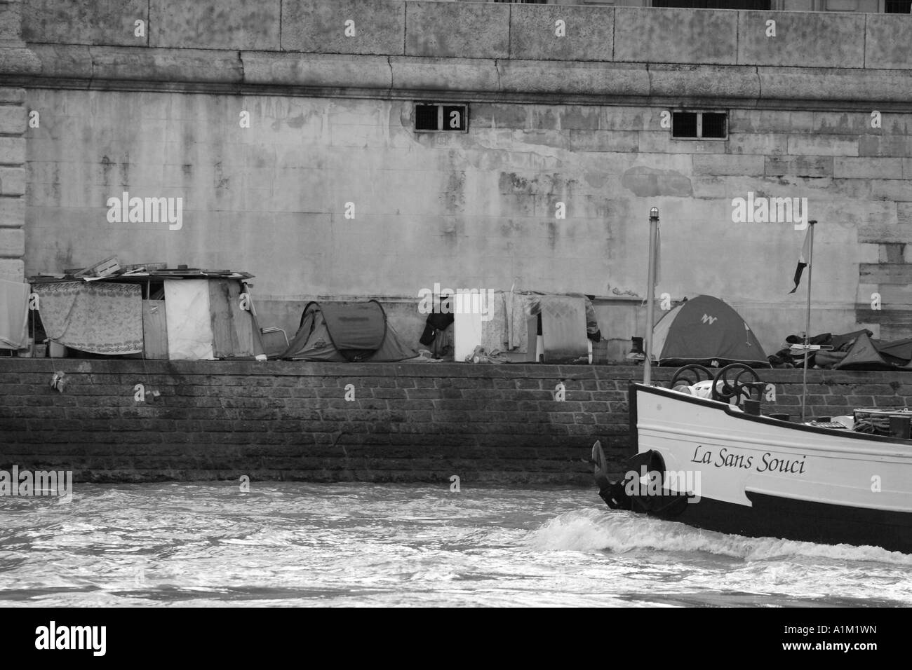 Homeless living conditions Stock Photo - Alamy