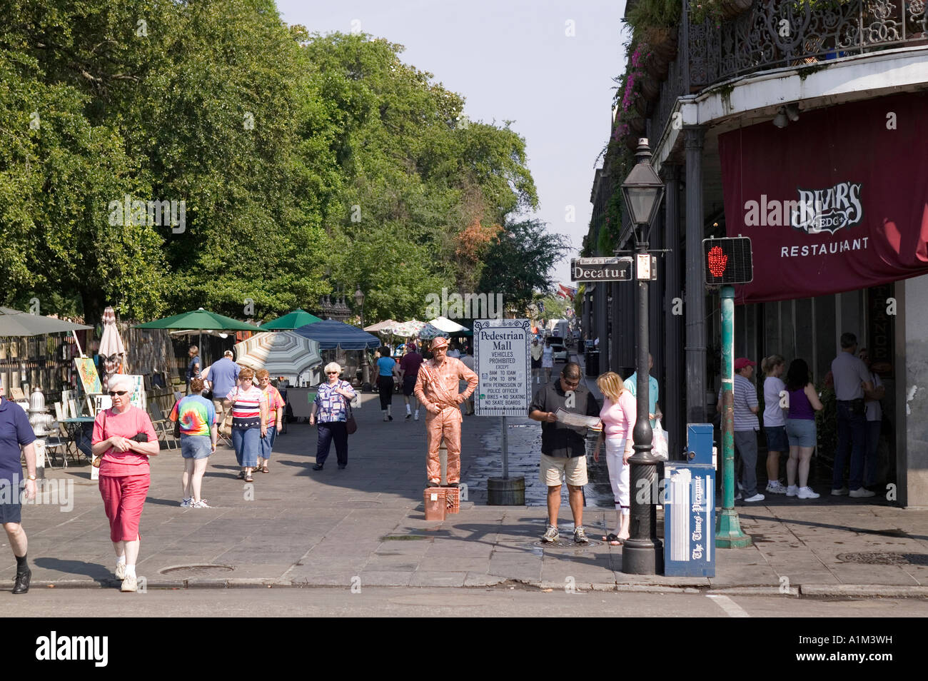 Pedestrian Mall walkway in New Orleans USA Stock Photo - Alamy