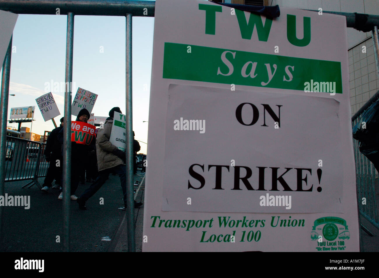 Transit strike new york city hi-res stock photography and images - Alamy