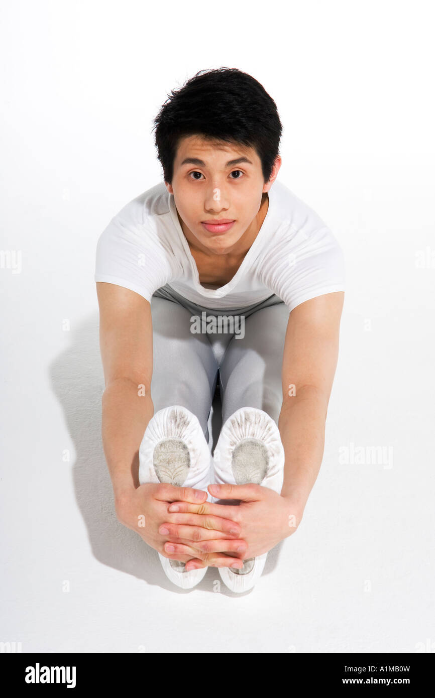 Boy ballet stretch hi-res stock photography and images - Alamy