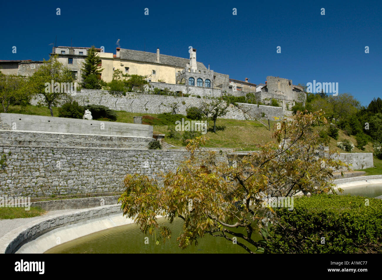 Stanjel castle hi-res stock photography and images - Alamy