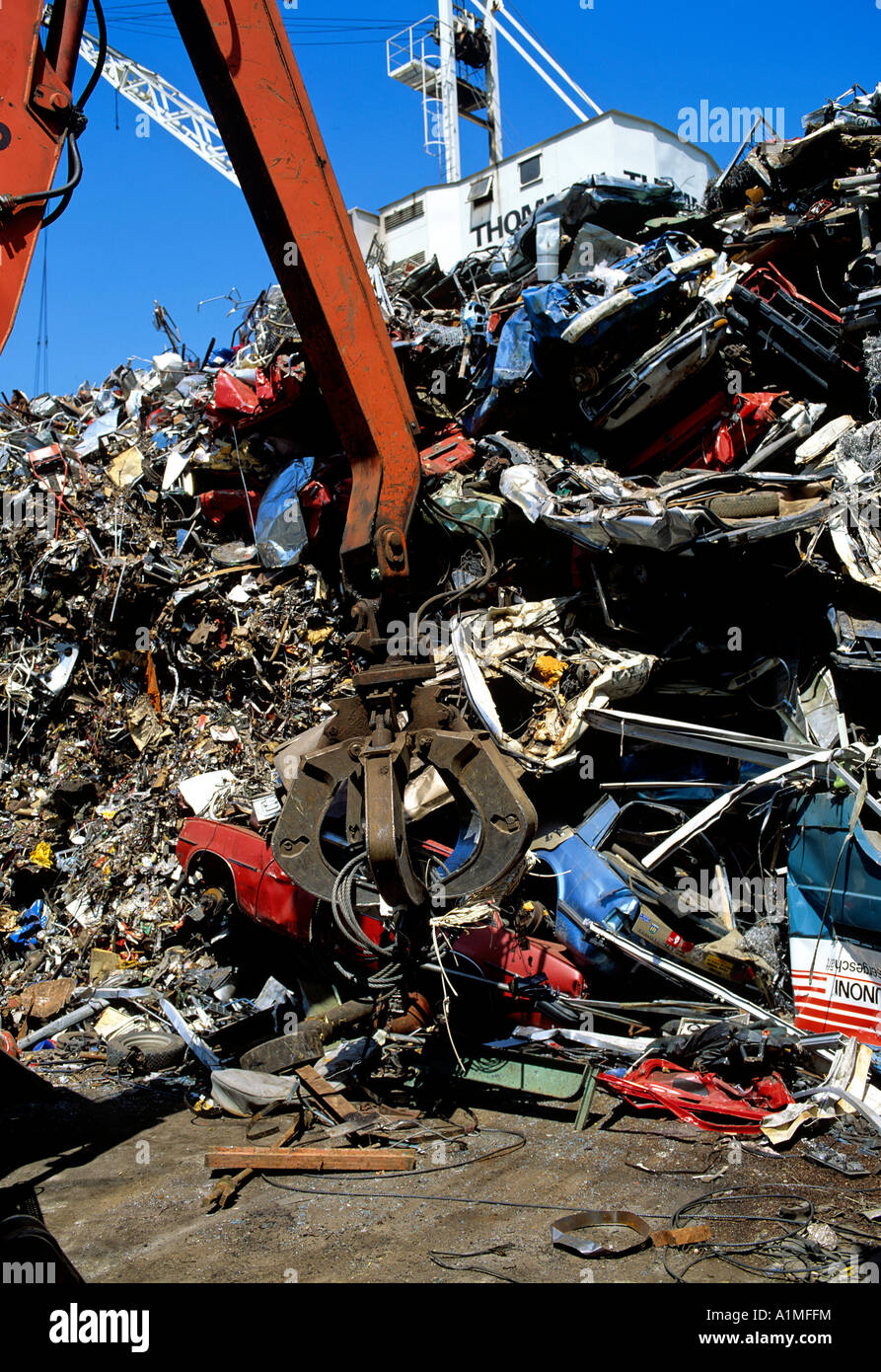 Car wrecks hi-res stock photography and images - Alamy