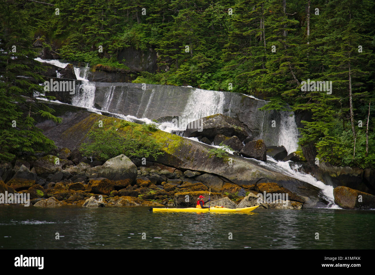 Kayaking in Hidden Bay Prince William Sound Chugach National Forest ...