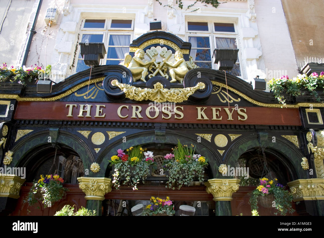 The cross keys covent garden hi-res stock photography and images - Alamy