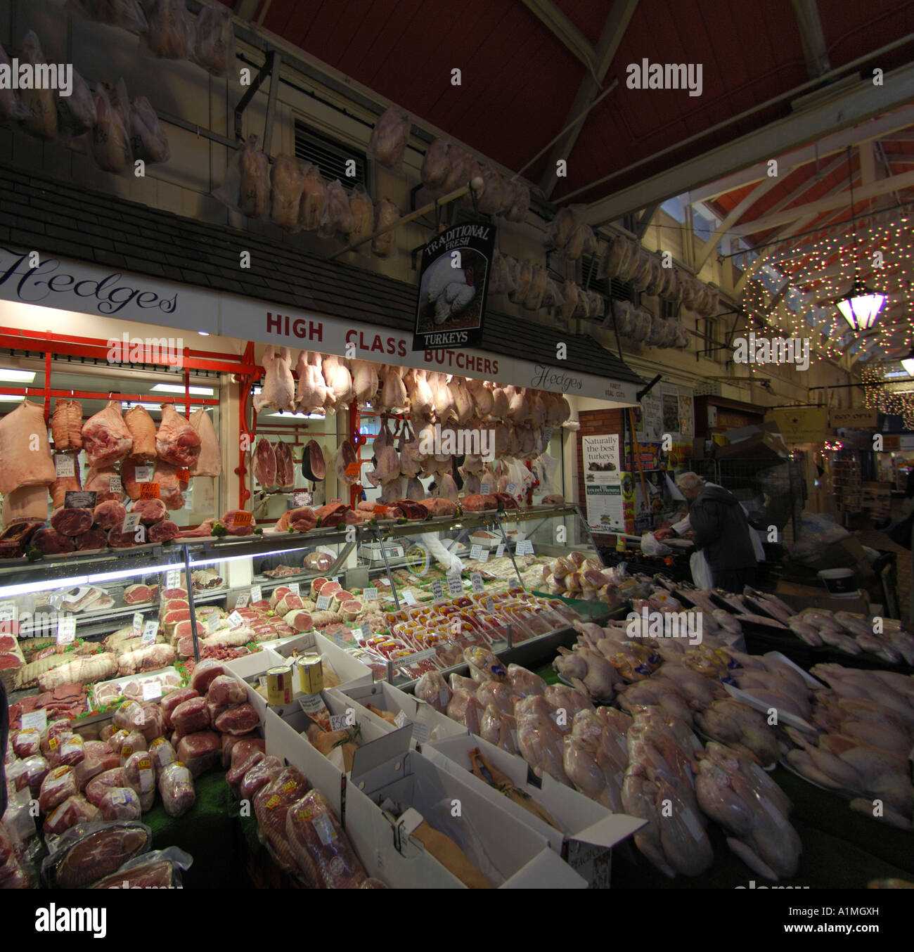 Butchers at Christmas in Oxford's Covered Market Stock Photo - Alamy