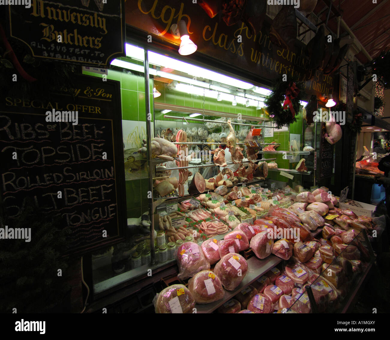 Butchers at Christmas time in Oxford's Covered Market Stock Photo - Alamy