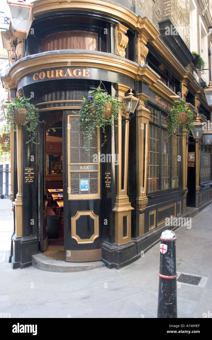 The cockpit pub hi-res stock photography and images - Alamy