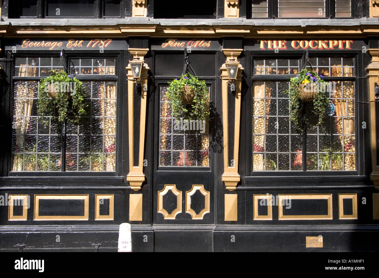 The cockpit pub hi-res stock photography and images - Alamy