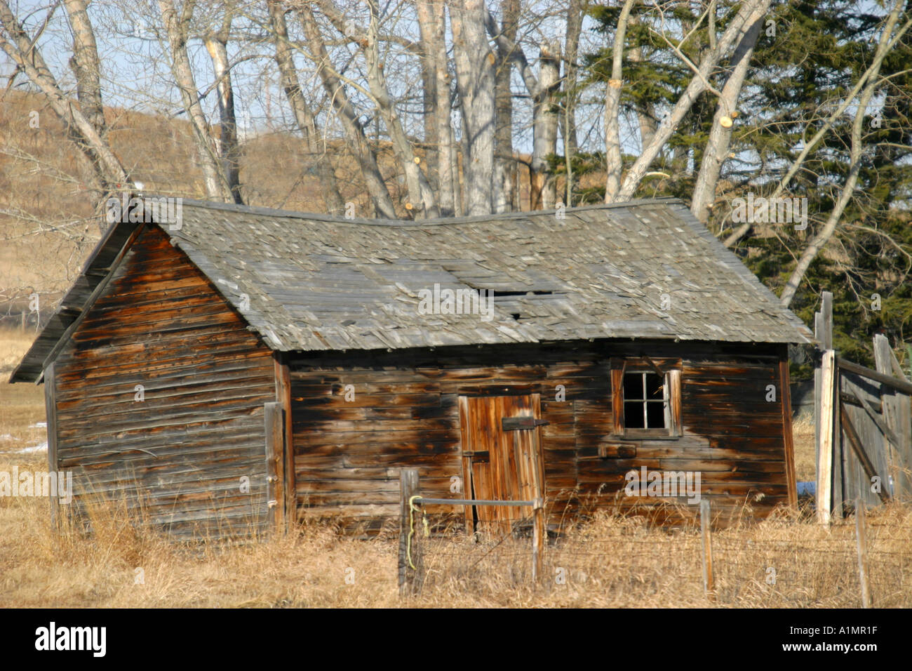 Rundown farm buildings hi-res stock photography and images - Alamy