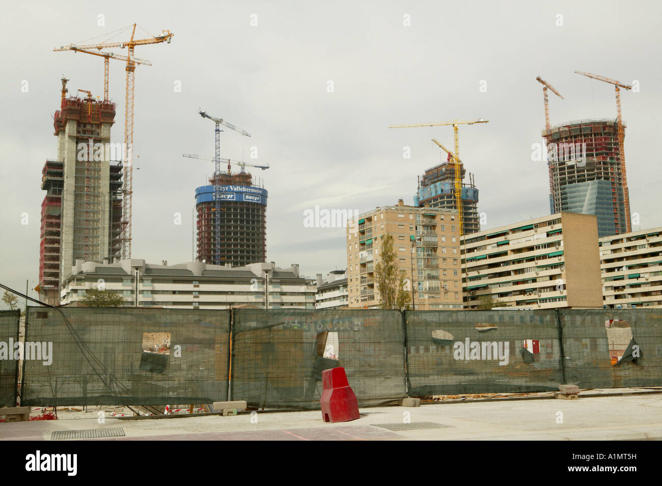 Spain, Madrid, constrution, architecture, work, building, site, city ...