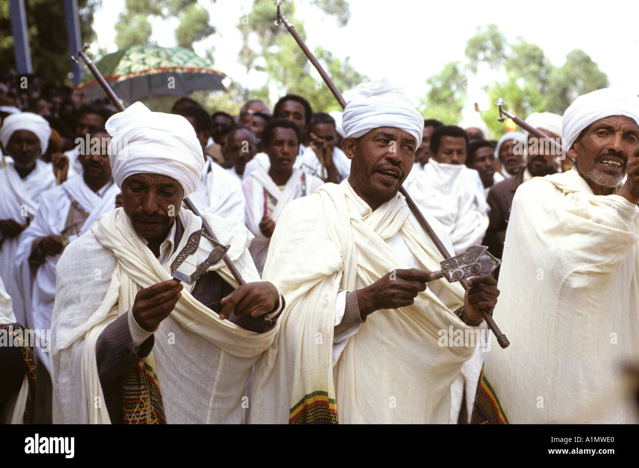 Ethiopian Priests chant and sway at a religious ceremony Stock Photo ...