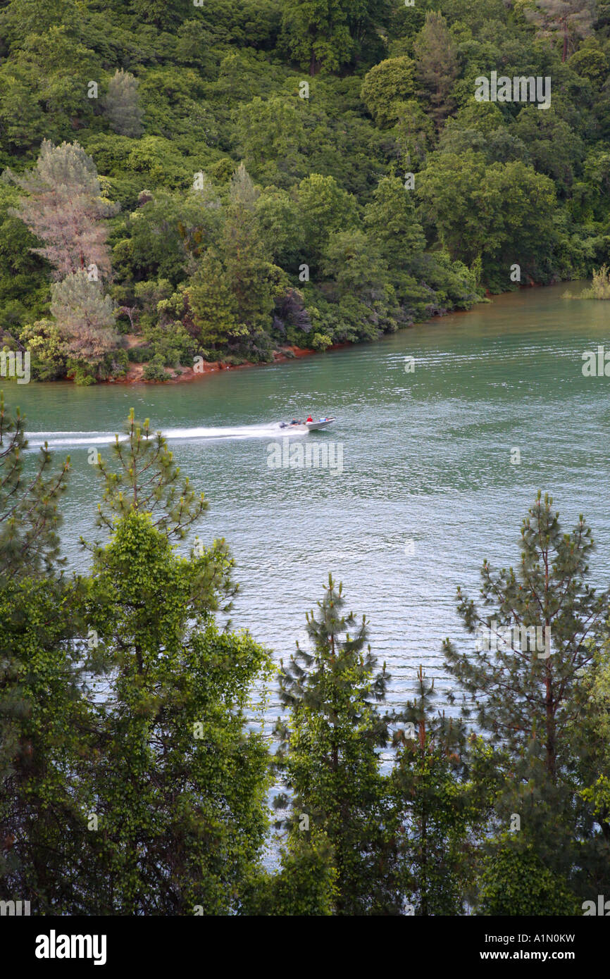 A boat on Shasta Lake California Stock Photo - Alamy