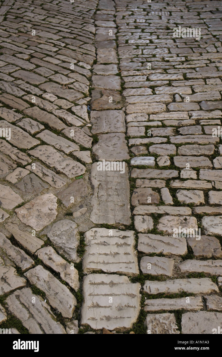 Pavement assembly part geometry hi-res stock photography and images - Alamy