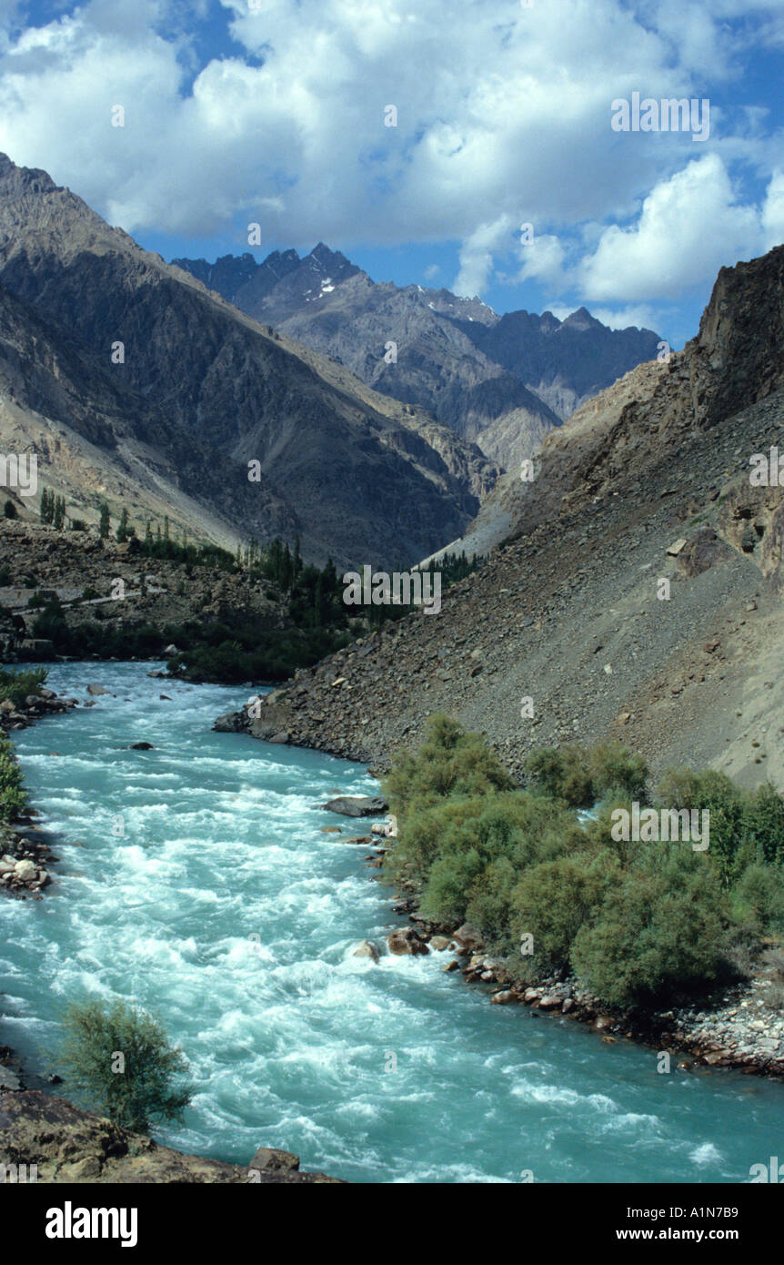 Phandur river shandur pass hi-res stock photography and images - Alamy