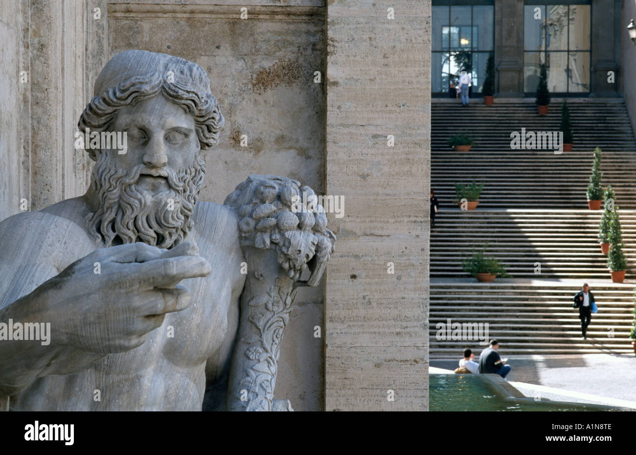 Ancient roma senator hi-res stock photography and images - Alamy