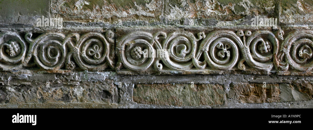 Vine scroll frieze hi-res stock photography and images - Alamy