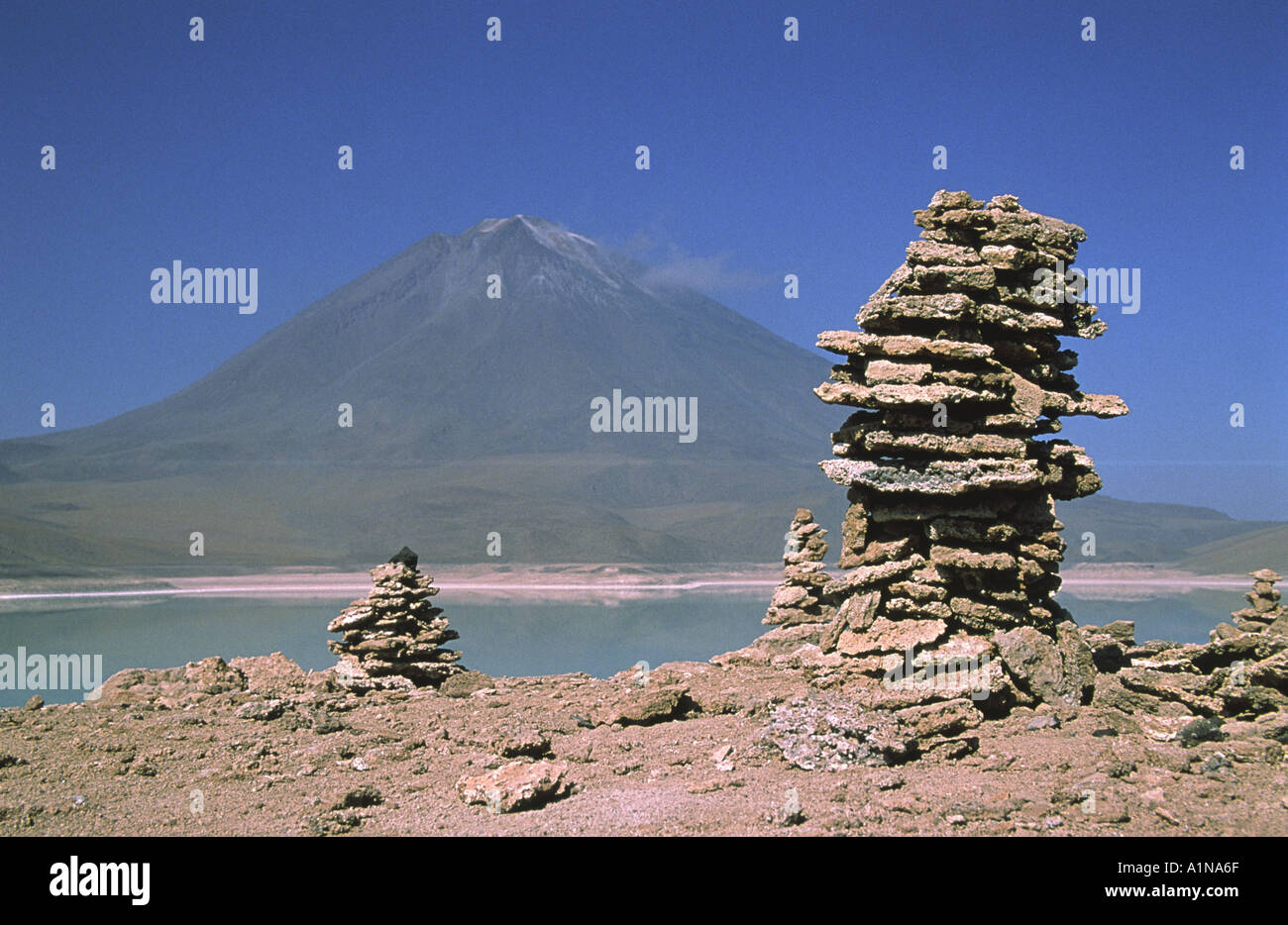 Volcan Licancabur and the Laguna Verde on the Chile Bolivia border ...