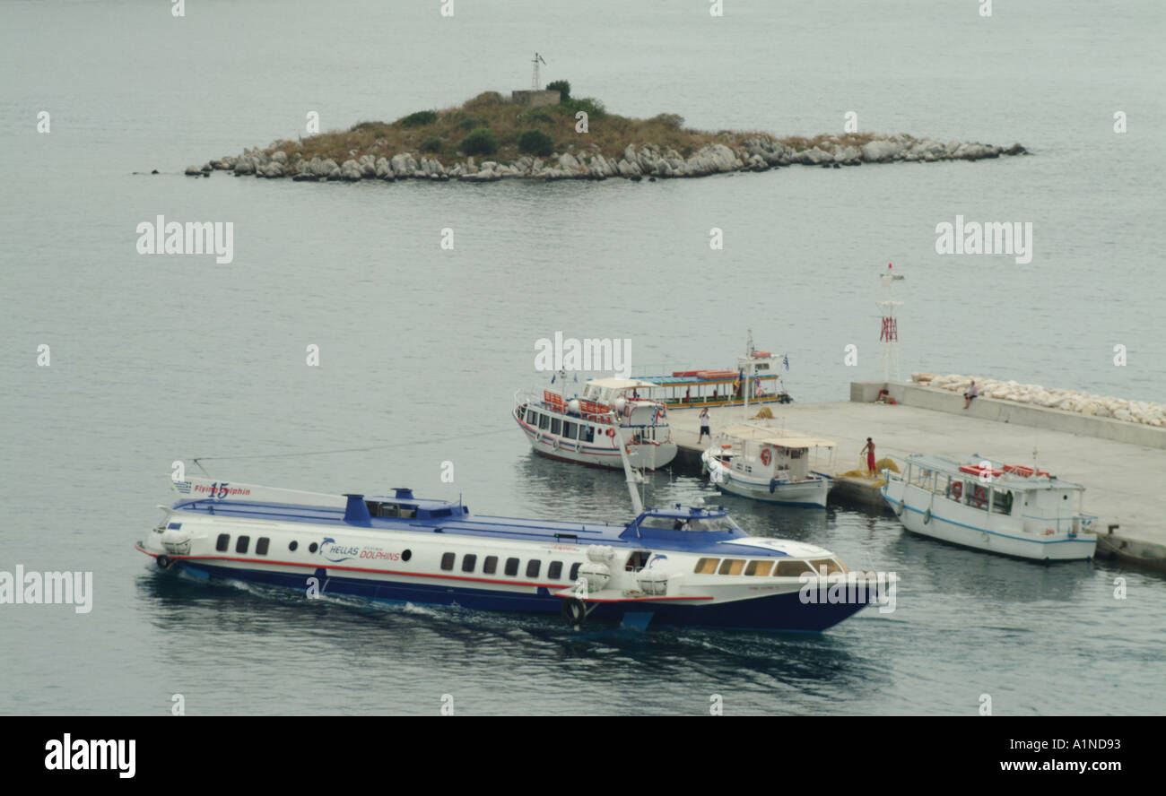 Inter Island Hydrofoil moored Skiathos quay Stock Photo - Alamy