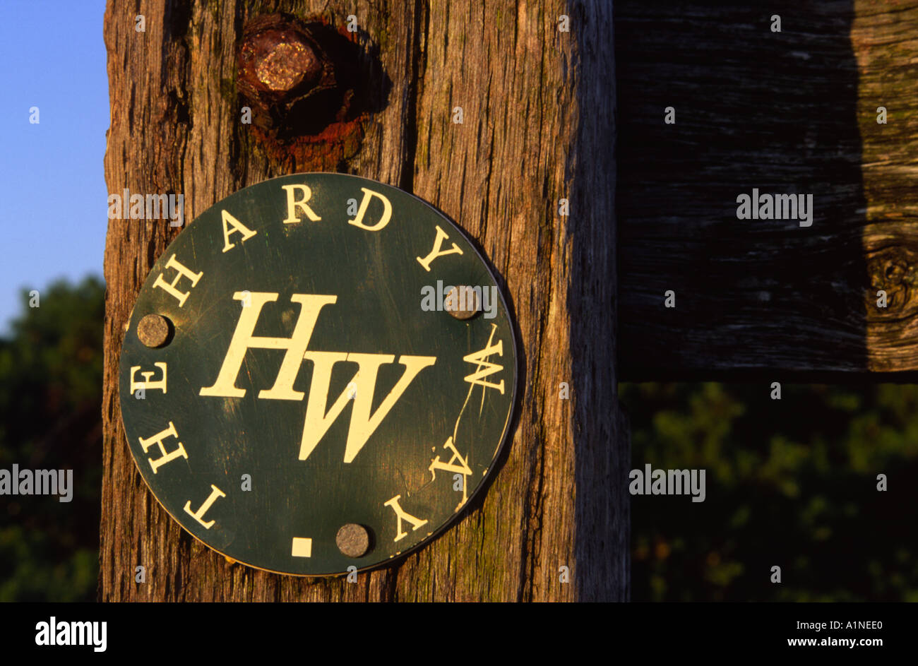 Southwest coastal footpath direction sign hi-res stock photography and ...