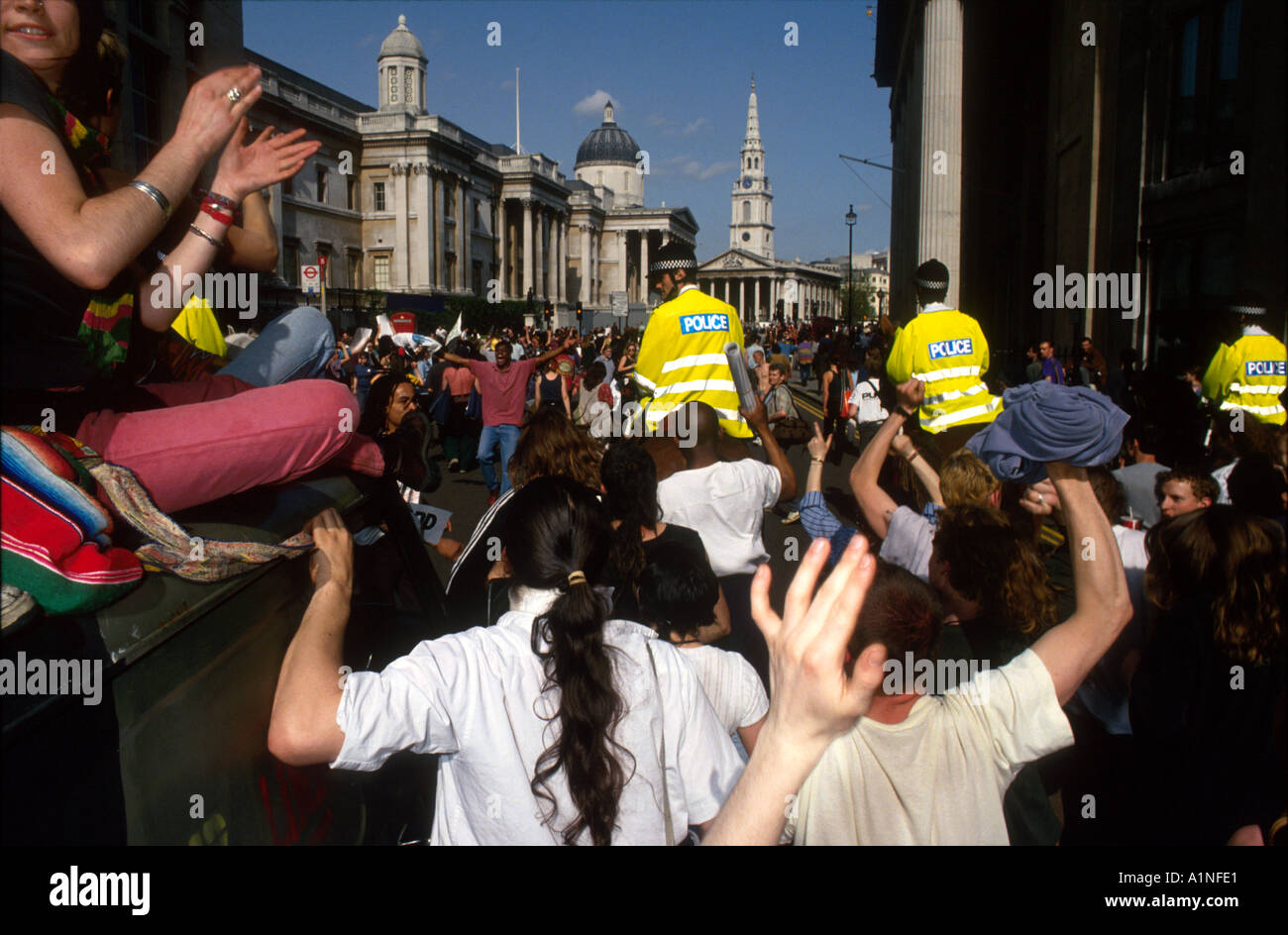 May day london hi-res stock photography and images - Alamy