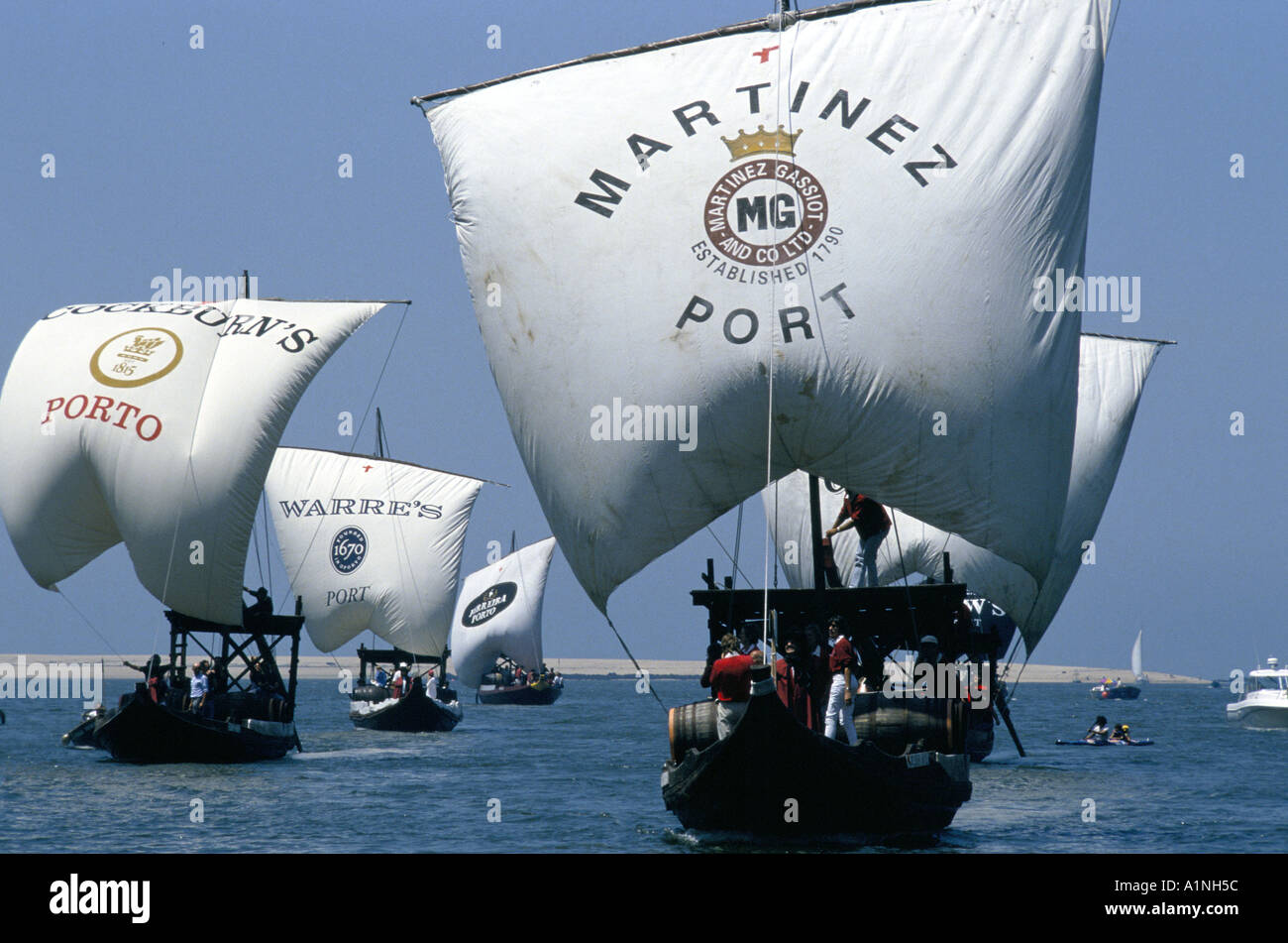 OPORTO PORTUGAL ENGLISH PORT FAMILIES Stock Photo - Alamy