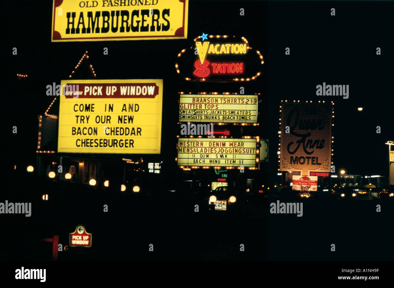 Route 76 missouri hi-res stock photography and images - Alamy