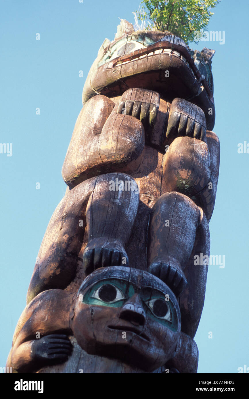 Totem pole in wrangell alaska hi-res stock photography and images - Alamy