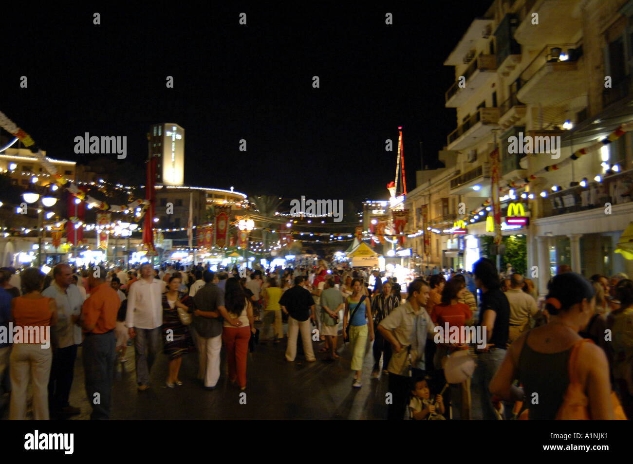 nightlife summer malta maltese saint julians bay fiesta festa party ...