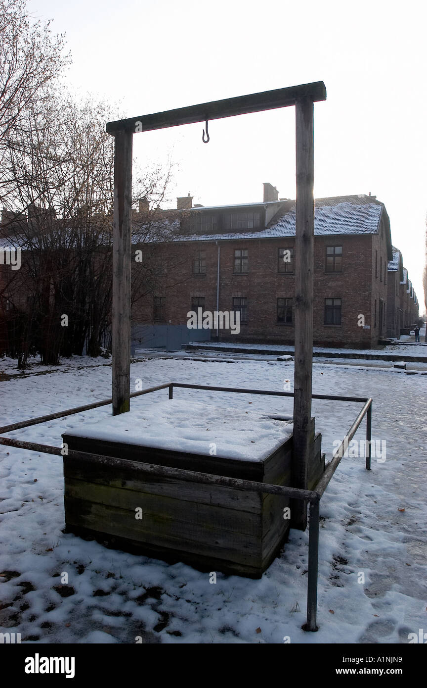 Gallows hi-res stock photography and images - Alamy