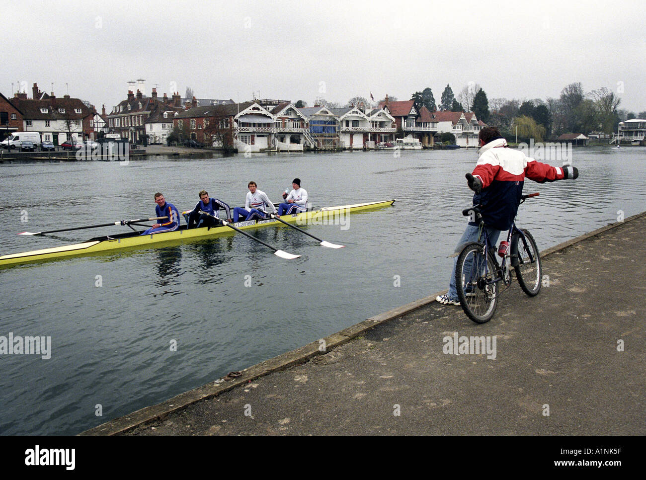 James Cracknell and Mathew Pinsent traing for the 2004 olympics Stock ...