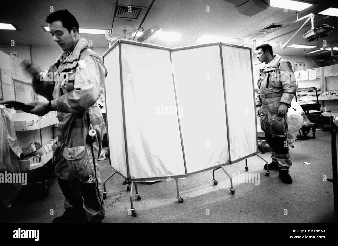 Trauma team emergency hospital Black and White Stock Photos & Images ...