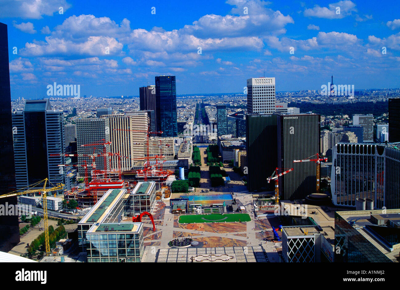 Paris modern skyline hi-res stock photography and images - Alamy
