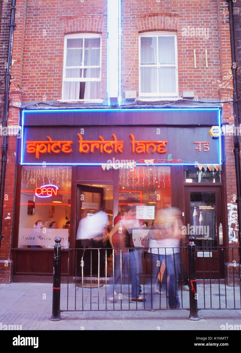 Curry london hi-res stock photography and images - Alamy