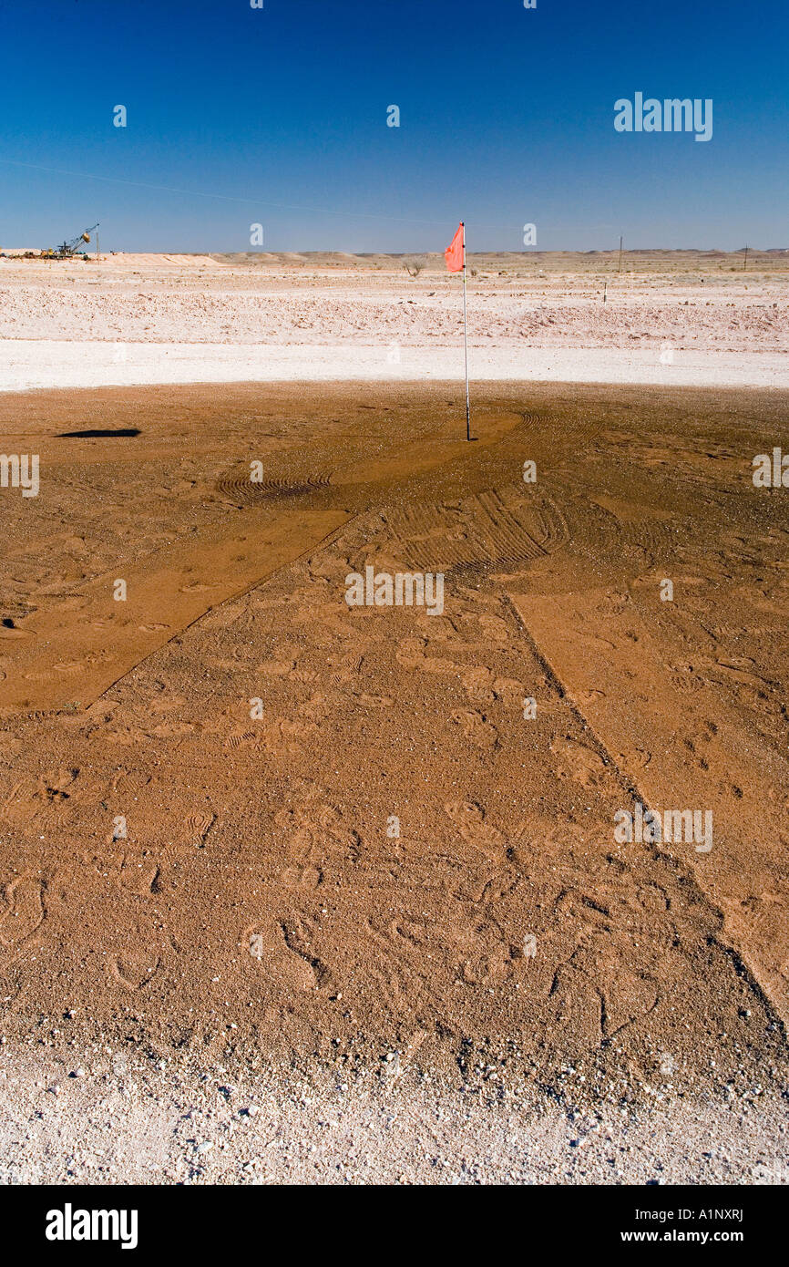 Coober pedy golf course hi-res stock photography and images - Alamy