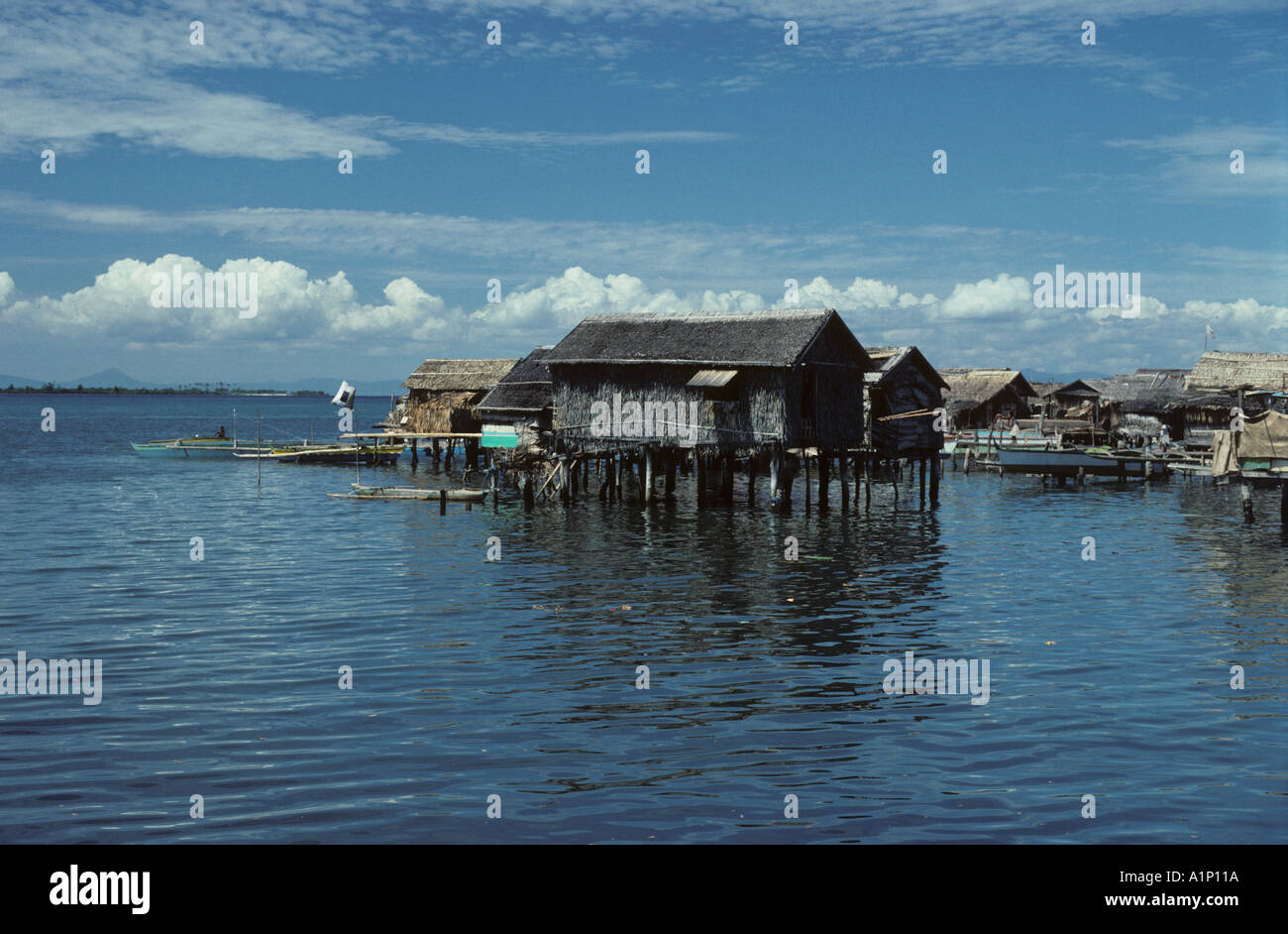 Badjao hi-res stock photography and images - Alamy