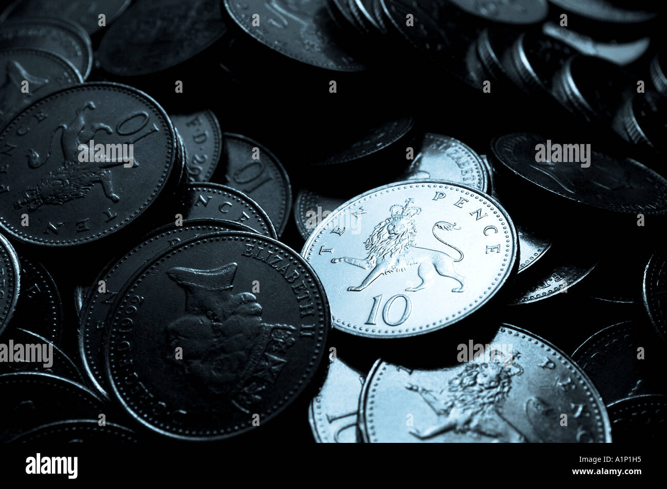 Ten pence pieces hi-res stock photography and images - Alamy