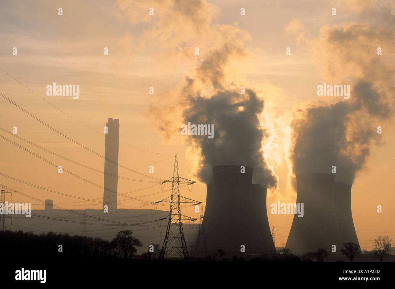Cooling Towers An electricity pylon of the National Grid Ferrybridge ...