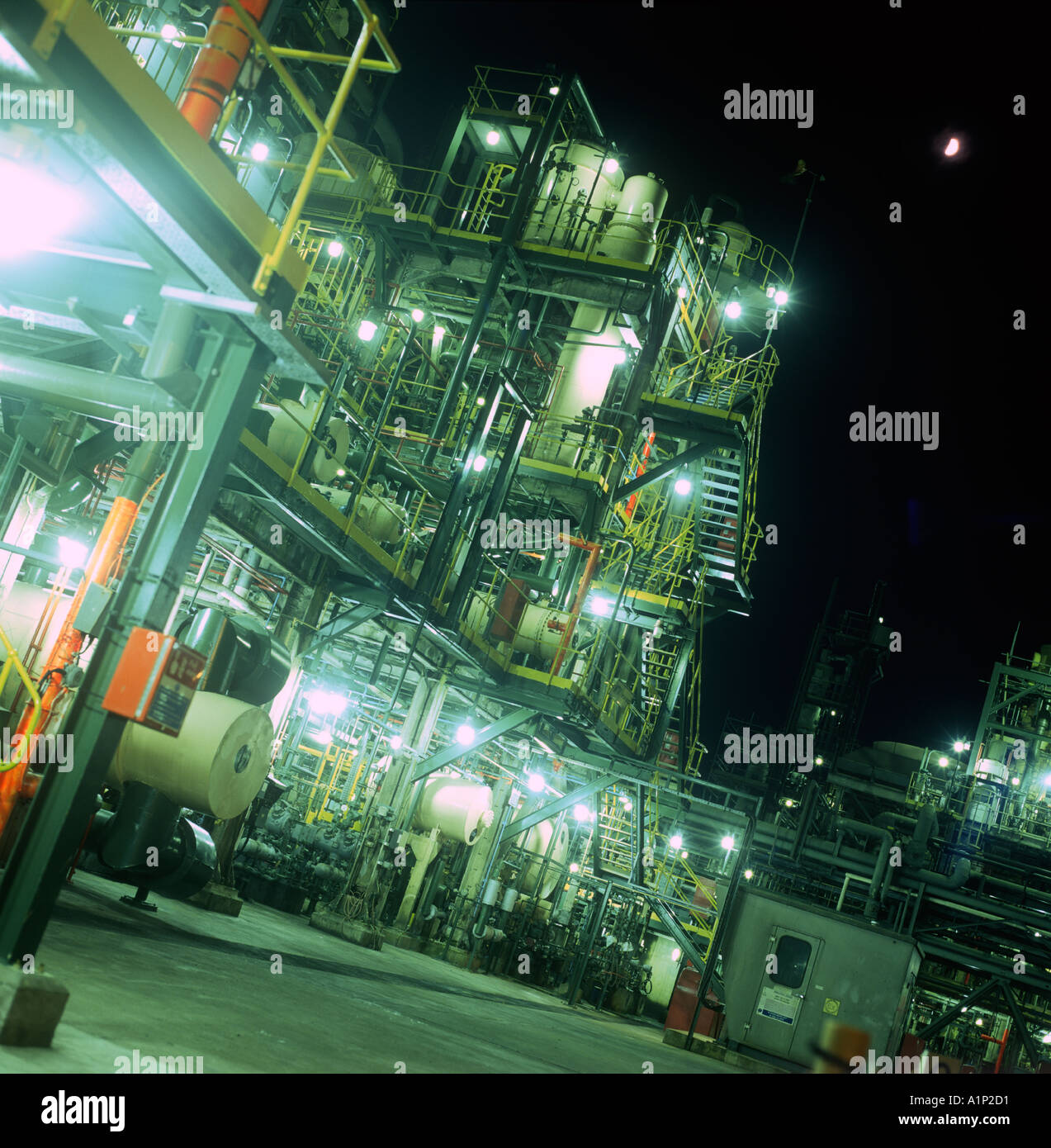 Industrial complex hi-res stock photography and images - Alamy