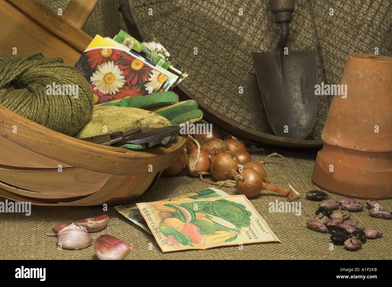 Potting bench scene hi-res stock photography and images - Alamy